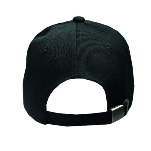 Gorra elabora en dril esmerilado, visera indeformable, botón forrado